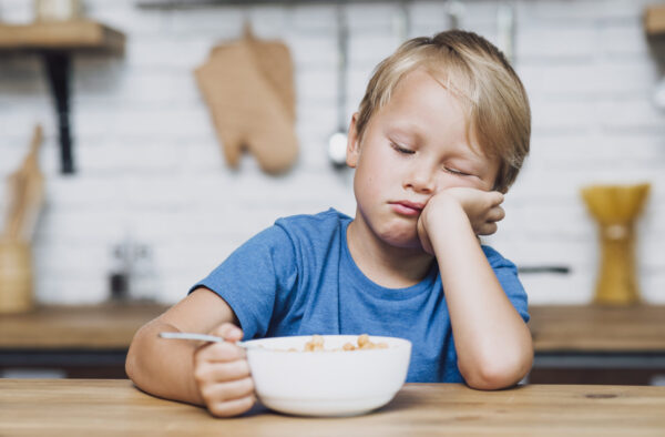Có nên dùng lysine cho bé hay không? Lưu ý khi sử dụng - YouMed